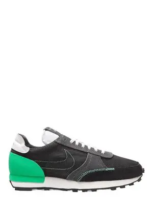 NIKE Daybreak Low-top Sneakers