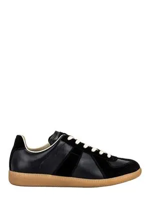 MAISON MARGIELA Maison Margiela Replica Low Top Sneakers Black