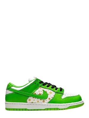 Nike X Supreme Sb Dunk Low Stars Mean Sneakers - Green