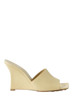 Bottega Veneta Bottega Veneta Leather Mules Yellow