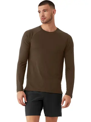 Alo Yoga Triumph Long Sleeve T-Shirt Espresso