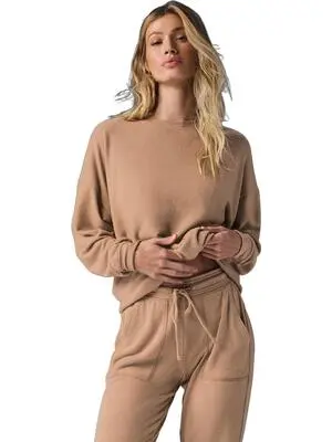 Alo Yoga Soho Pullover Top Toasted Almond