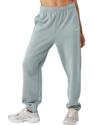 Alo Yoga Accolade Sweatpant Cosmic Grey