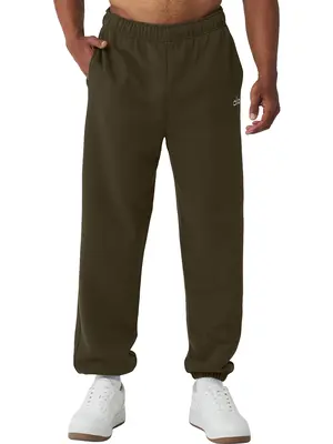 Alo Yoga Accolade Sweatpant Dark Olive