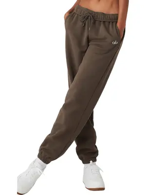 Alo Yoga Accolade Sweatpant Olive Tree