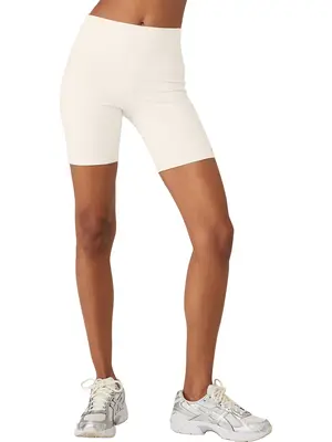 Alo Yoga 7" High-Waist Biker Short Ivory