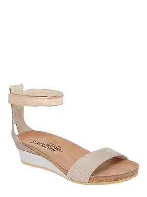 Naot Pixie Sandal - Beige Lizard/silver Leather