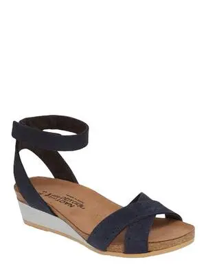 Naot Wand Wedge Sandal - Navy