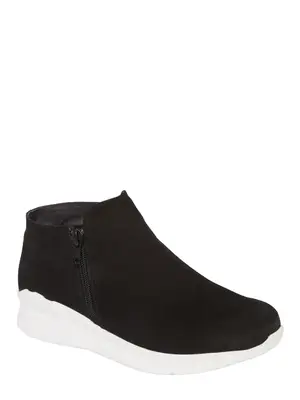 Naot Naot Zodiac Sneaker Black Velvet Nubuck Leather