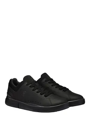 On On 'The Roger Advantage' Sneakers All Black