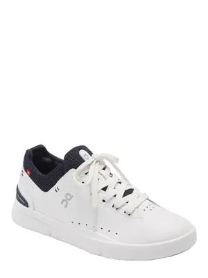 On On 'The Roger Advantage' Sneakers White/ Midnight