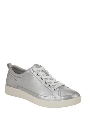 Vionic Vionic Winny Low Top Sneaker Silver