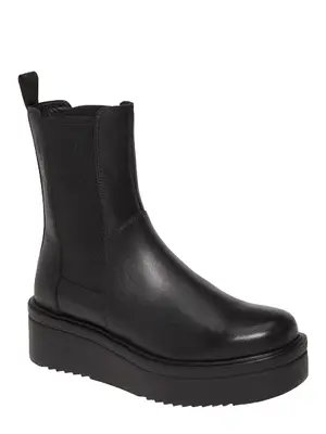 VAGABOND SHOEMAKERS Tara Chelsea Boot - Black Leather