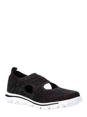 PROPET Travelactiv Avid Slip-on Sneaker - Black Fabric