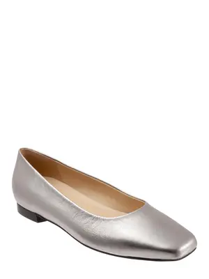 Trotters Trotters Honor Leather Flat Pewter Leather