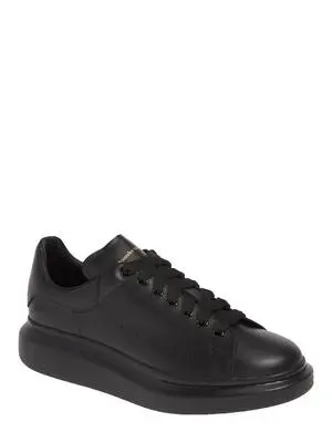 Alexander McQueen Oversized Sneakers - Black
