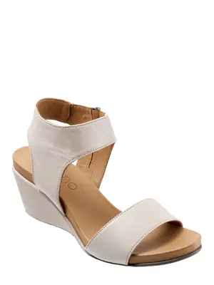 BUENO Bueno Ida Wedge Sandal Light Grey Leather