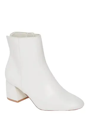 CHINESE LAUNDRY Chinese Laundry Davinna Bootie