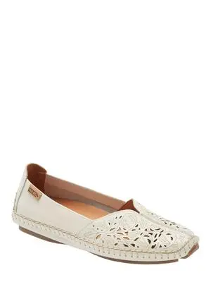 Pikolinos Jerez Perforated Loafer - Nata Leather