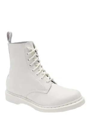 Dr. Martens Dr. Martens 1460 Pascal Boots White
