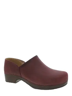 Dansko Dansko Brenna Clog Ruby Oiled Pull Up
