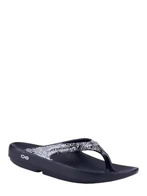 OOFOS Oofos Oolala Flip Flop Black/ White Bandana