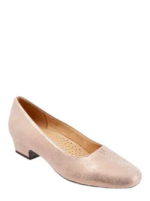 Trotters Trotters Doris Pump Rose Leather