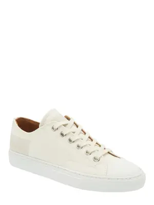 COMMON PROJECTS Common Projects Tournament Low Top Leather Sneaker 1102 Off White