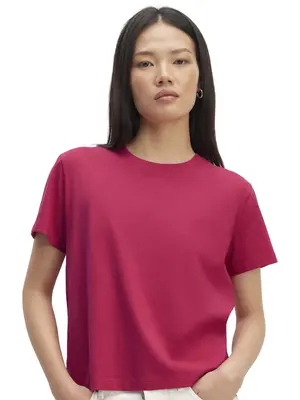 Everlane Everlane Box-Cut T-Shirt In Essential Cotton Red Currant
