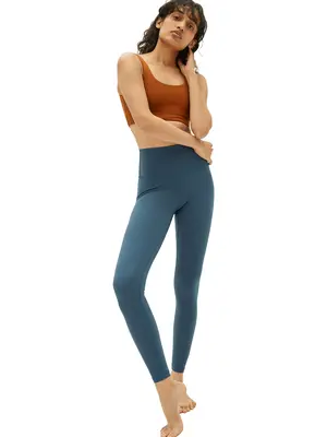 Everlane Everlane Perform Legging Deep Aegean
