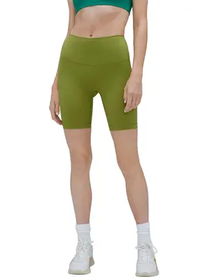 Everlane Perform Bike Short Pear