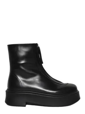 THE ROW Zipped Ankle Boots - Black