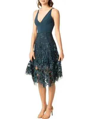 Dress The Population Darleen V-neck Embroidered Mesh Cocktail Dress - Peacock Blue