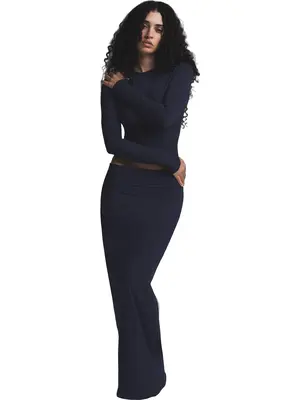 SKIMS Fits Everybody Long Sleeve T-Shirt Navy
