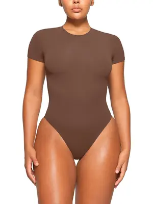 SKIMS SKIMS Fits Everybody Short Sleeve Bodysuit Jasper