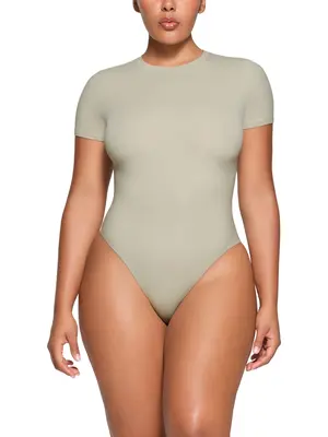 SKIMS SKIMS Fits Everybody Short Sleeve Bodysuit Talc