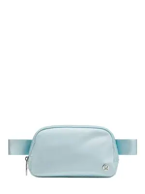 Lululemon Everywhere Belt Bag 1L Foam Cloud/silver