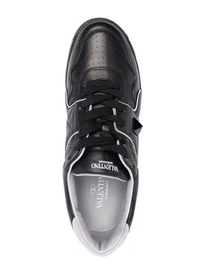 Valentino Garavani One Stud Sneakers - Black
