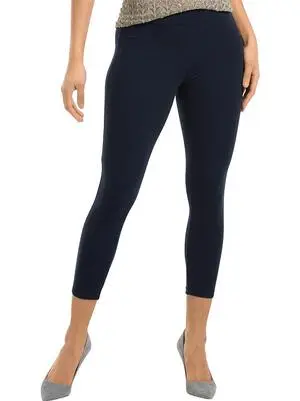 Hue Wide Waistband Blackout Capri Leggings - Navy
