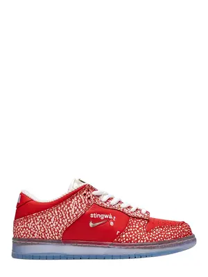 Nike X Stingwater Sb Dunk Low Magic Mushroom Sneakers - Red