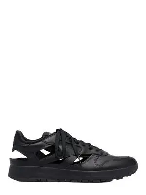 MAISON MARGIELA X Reebok Classic Leather Tabi Decortique Sneakers - Black