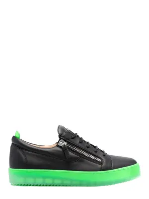 GIUSEPPE ZANOTTI Low-top Sneakers - Black