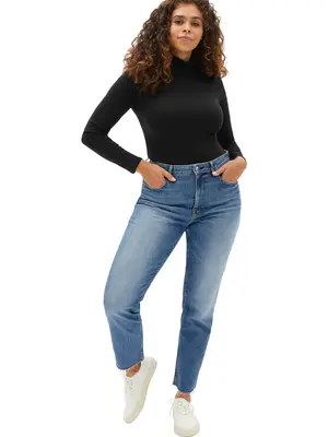 Everlane Cheeky Hourglass Jean Classic Blue Raw Hem