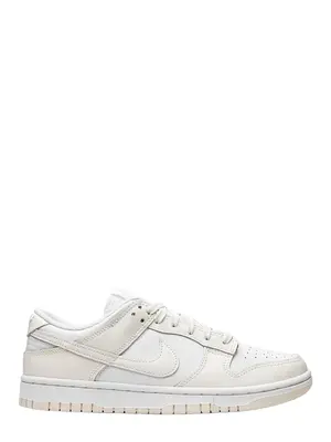 Nike Dunk Low Sneakers - White