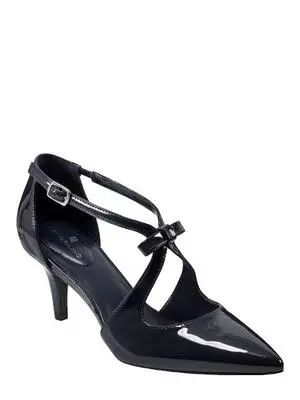Bandolino Bandolino Zeffer Kitten Heel Pump Dark Blue Shiny