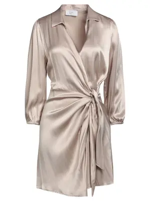 SOALLURE SOALLURE Mini Wrap Dress Beige
