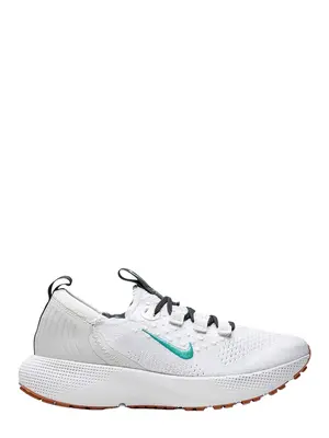 Nike Escape Run Flyknit Sneakers - White