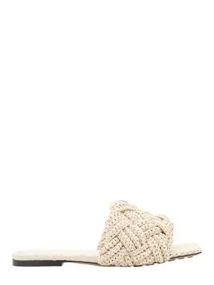 Bottega Veneta Lido Raffia Flat Sandals - Ivory