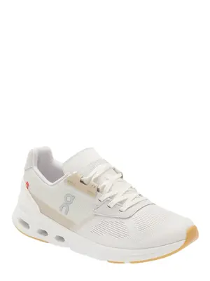 On On Cloudrift Sneaker White/ Sand