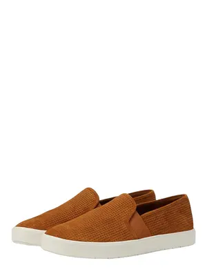 Vince Vince Blair 5 Leather Perforated Slip-On Sneakers Tan